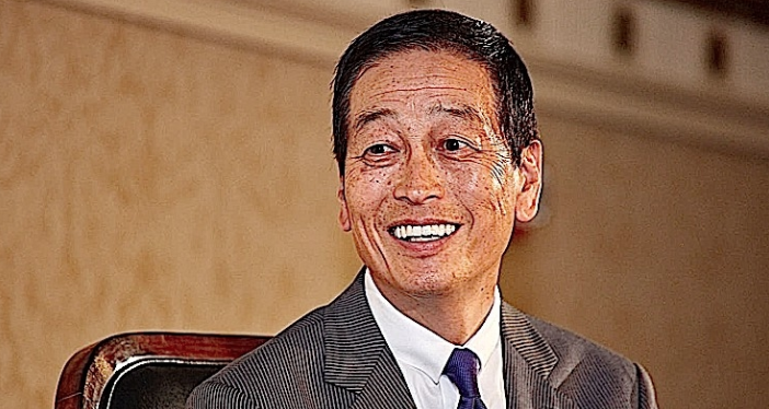 Shiseido Group President & CEO Masahiko Uotani To Retire | Happi